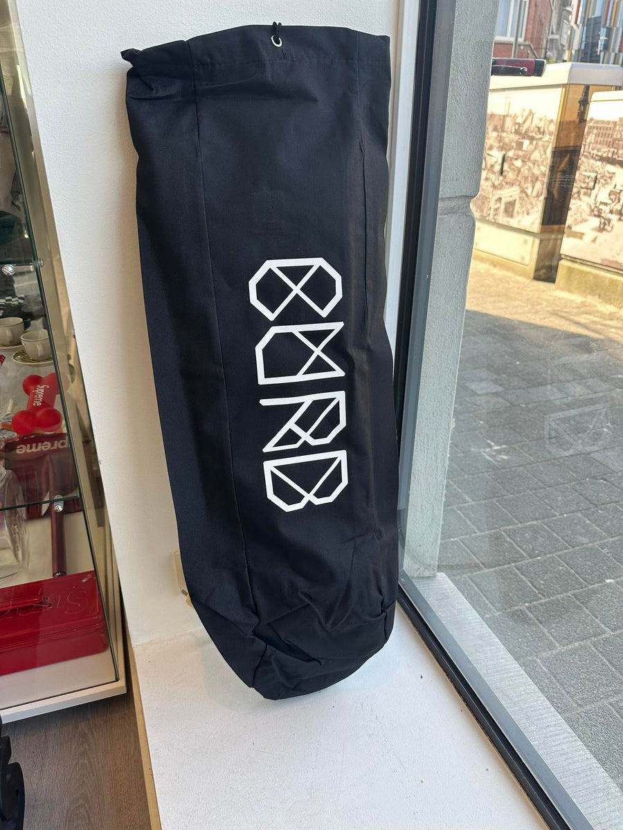 Curb Classic Logo Deck Bag Black – curbskateshop