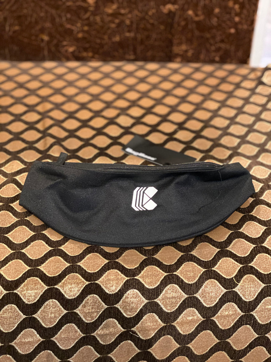 Curb Hip Bag Race Black – curbskateshop